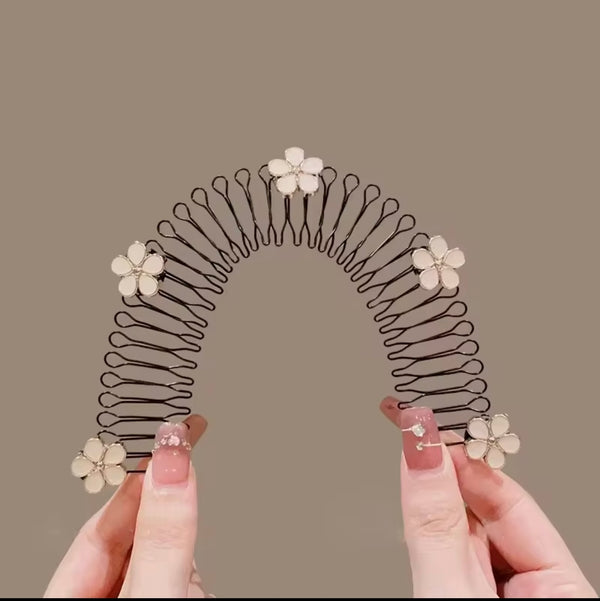 Camelia Flower Hair Divider Comb🔥 - The Stardust